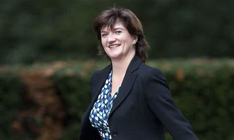 Sarah Vine: A Controversial Columnist in the Spotlight - Manchesterjournal